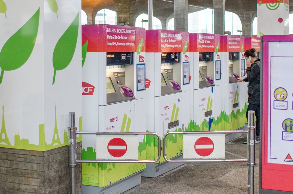 CDG T1 Train Ticket Machines - Paris by Train