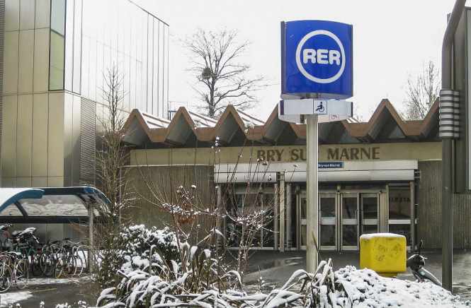 Paris RER Train Guide 2026: Map, Tickets, Passes, First/Last Trains ...