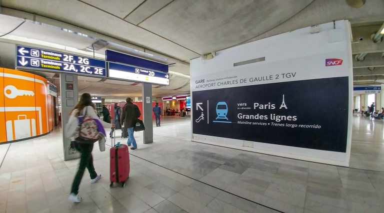 RER B CDG Terminal 2 Train to Paris (Step-by-Step Guide) - Paris by Train